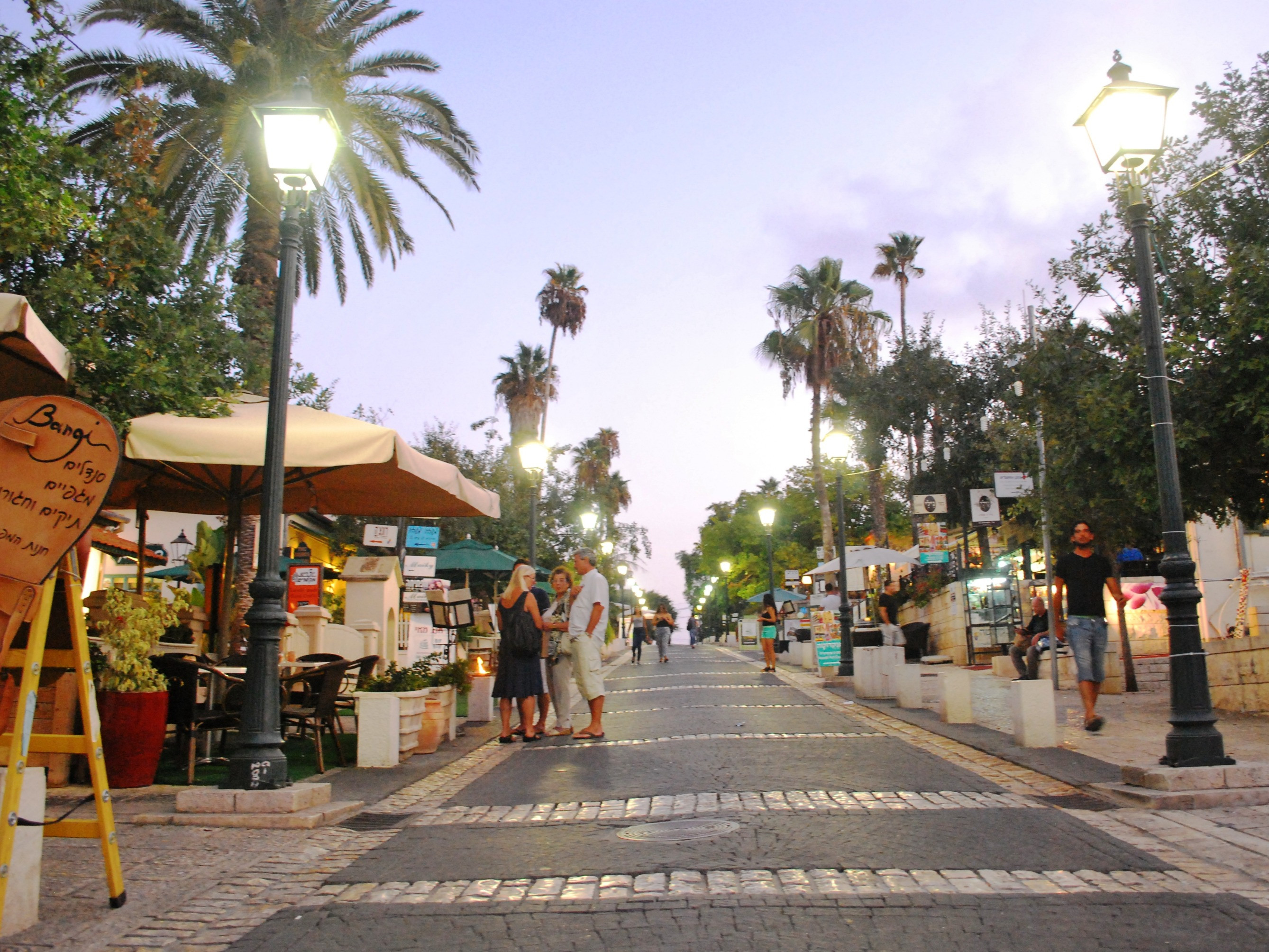 זכרון יעקב סיורים בארץ טיולים לחברות מקומות מספרים